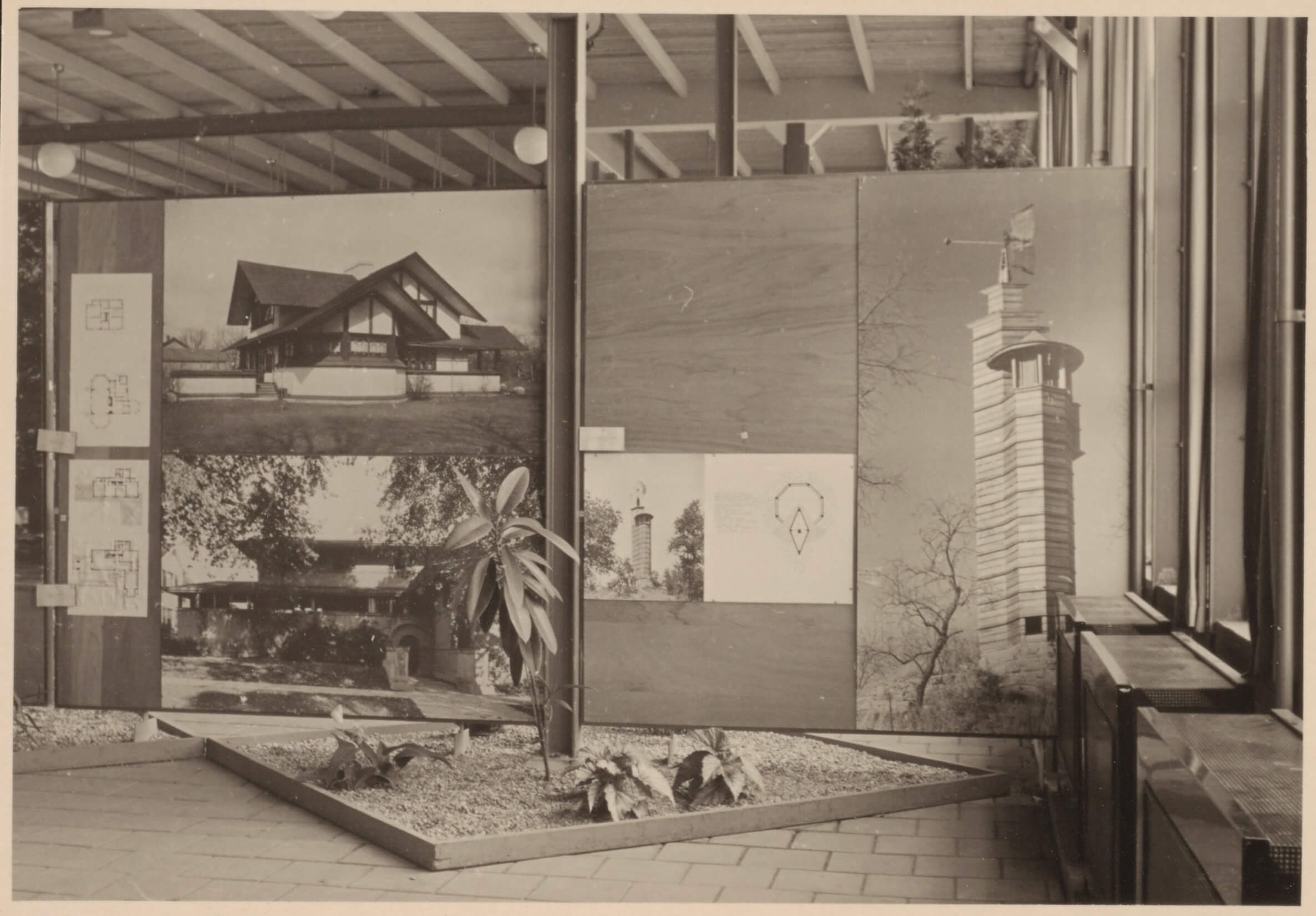 Uit de Rijkscollectie: tentoonstellingsontwerpen van architecten